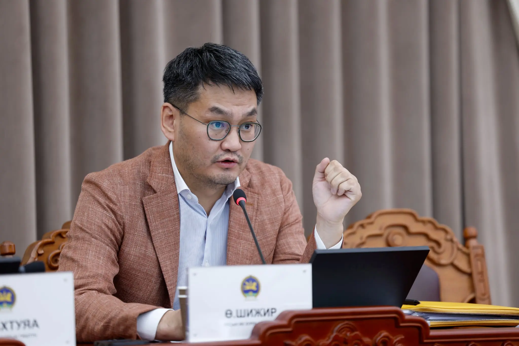 Өлзийхүү Шижир